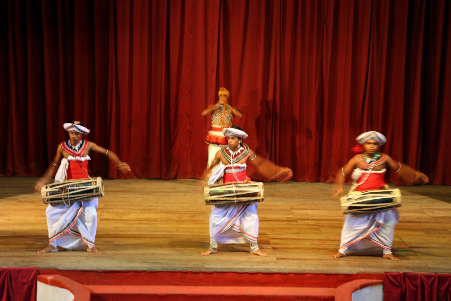 Kandyan Dance Tramptraveller